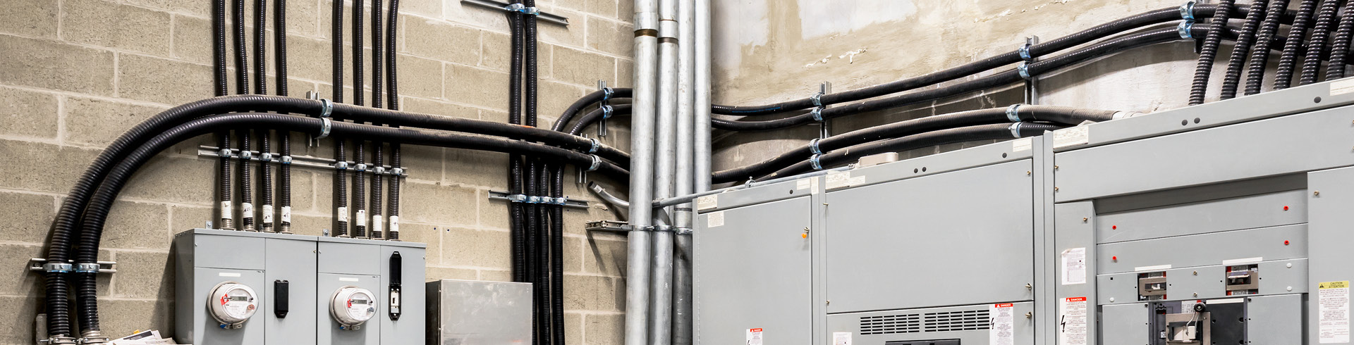Power Distribution Units – Mining Farm Power